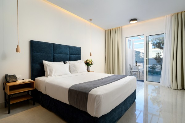 Basic Double Room Land View | Ray Hotel Corfu